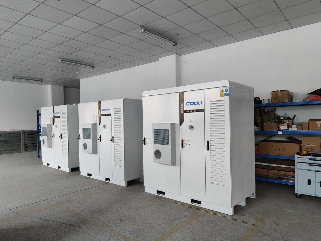 Solar Battery Storage With All In One Cabinet - Cooli Lithium Battery ...